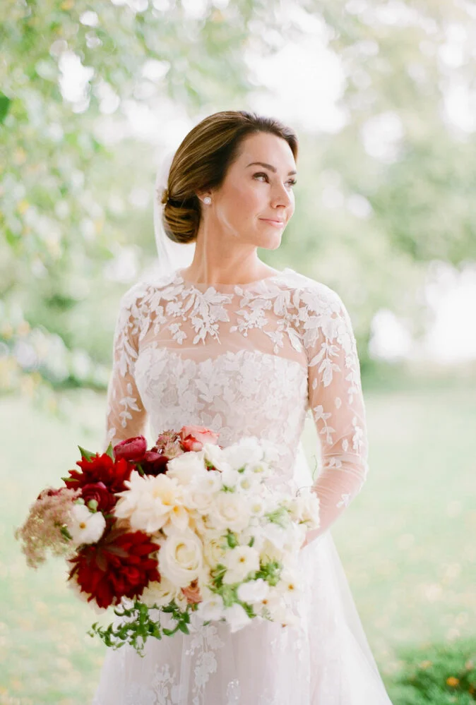 Messa - Mira Zwillinger