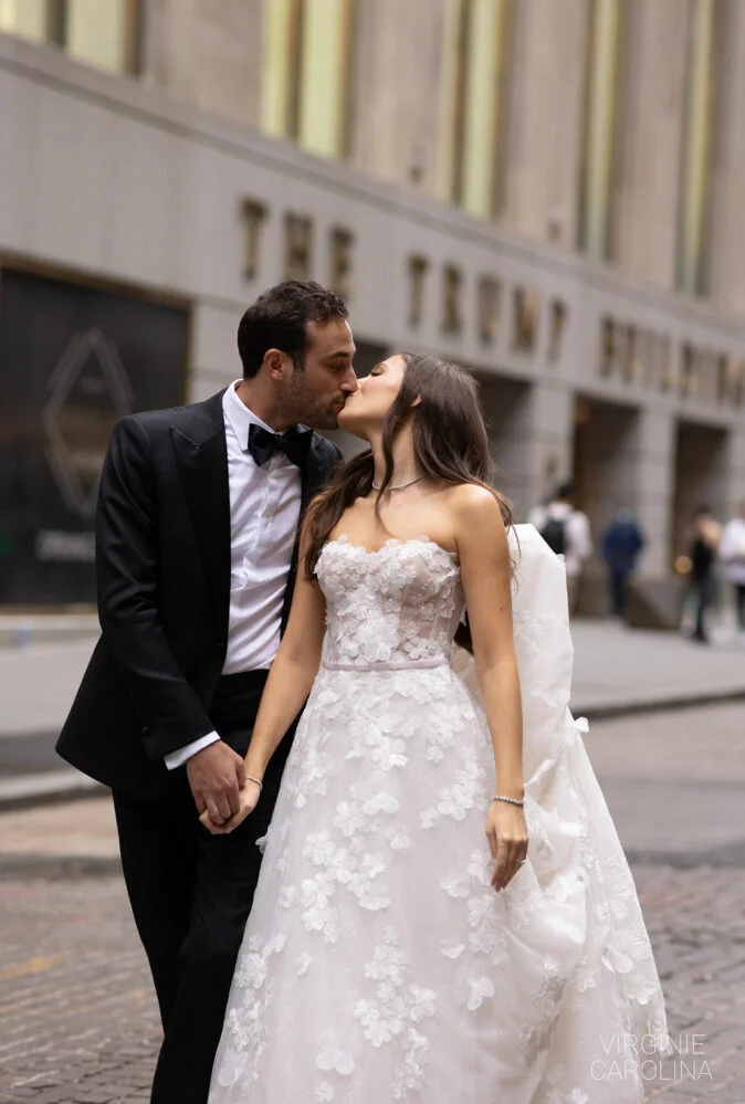 Kaylyn - Mira Zwillinger