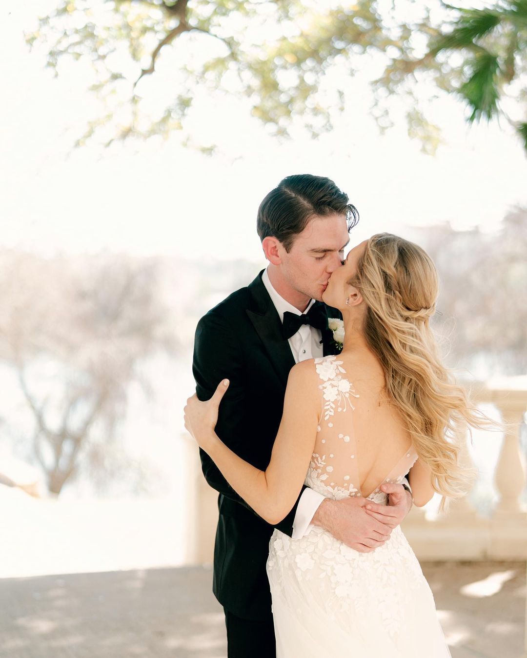 BRIDE OF THE WEEK: Madison Reid Regan | Mira Zwillinger Bride