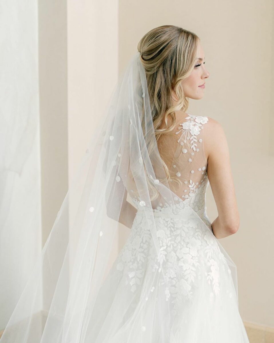 BRIDE OF THE WEEK: Madison Reid Regan | Mira Zwillinger Bride