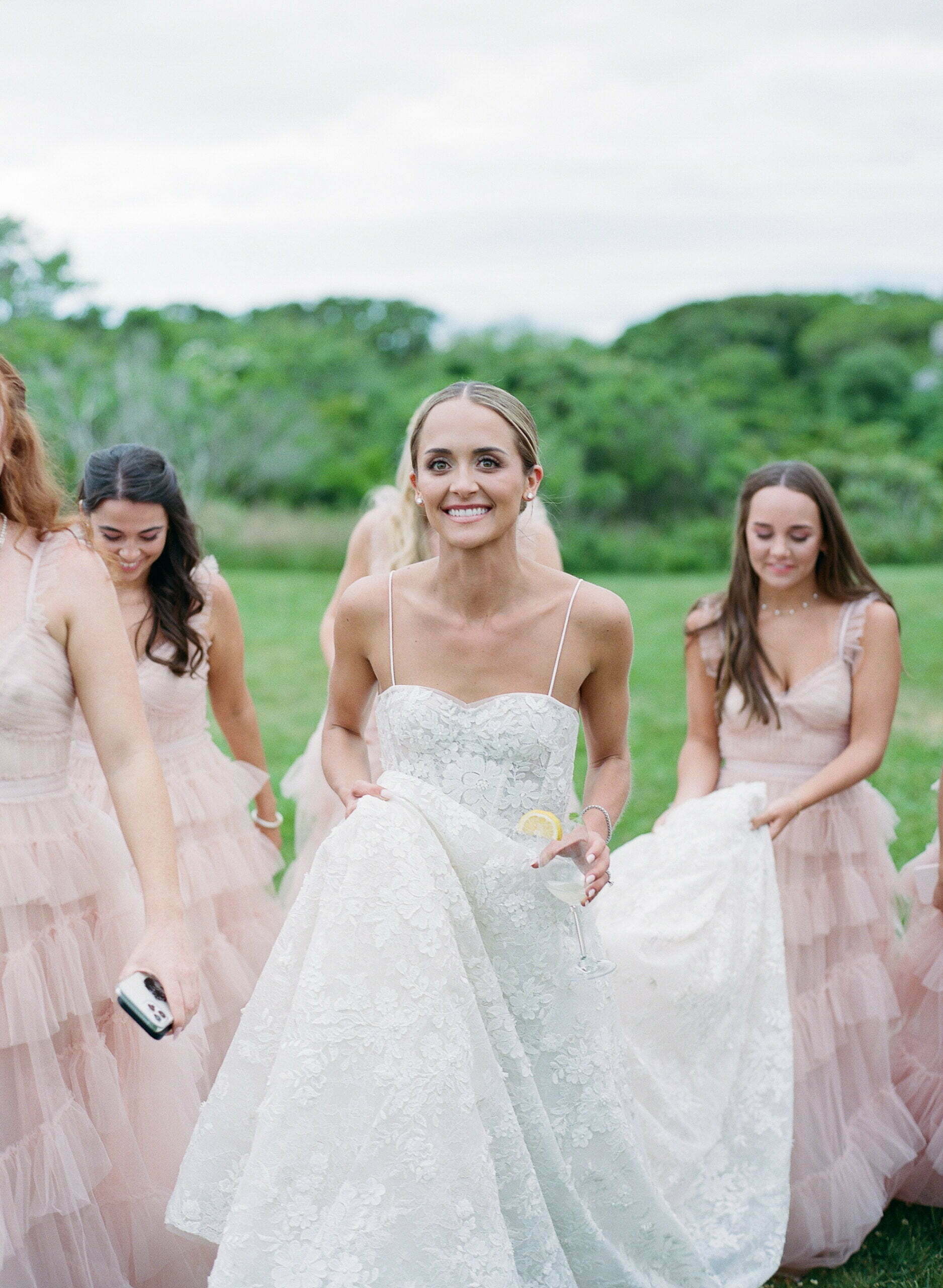 Stunning BRIDE OF THE WEEK: Grayson McPhee | Mira Zwillinger