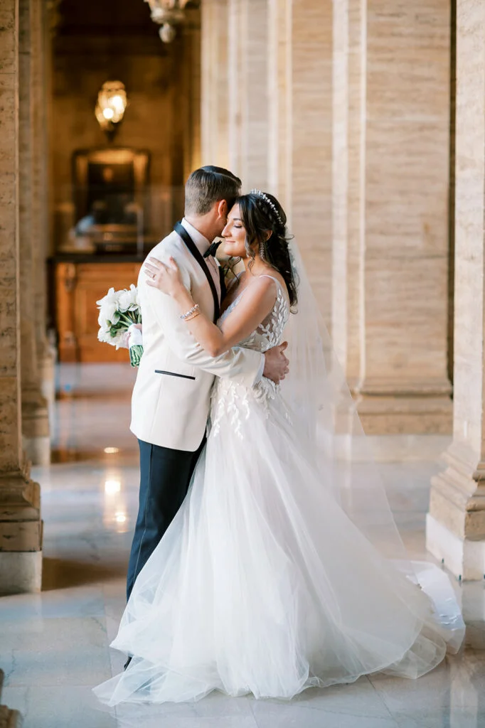 #BRIDEOFTHEWEEK: Sarah Buncy - Mira Zwillinger