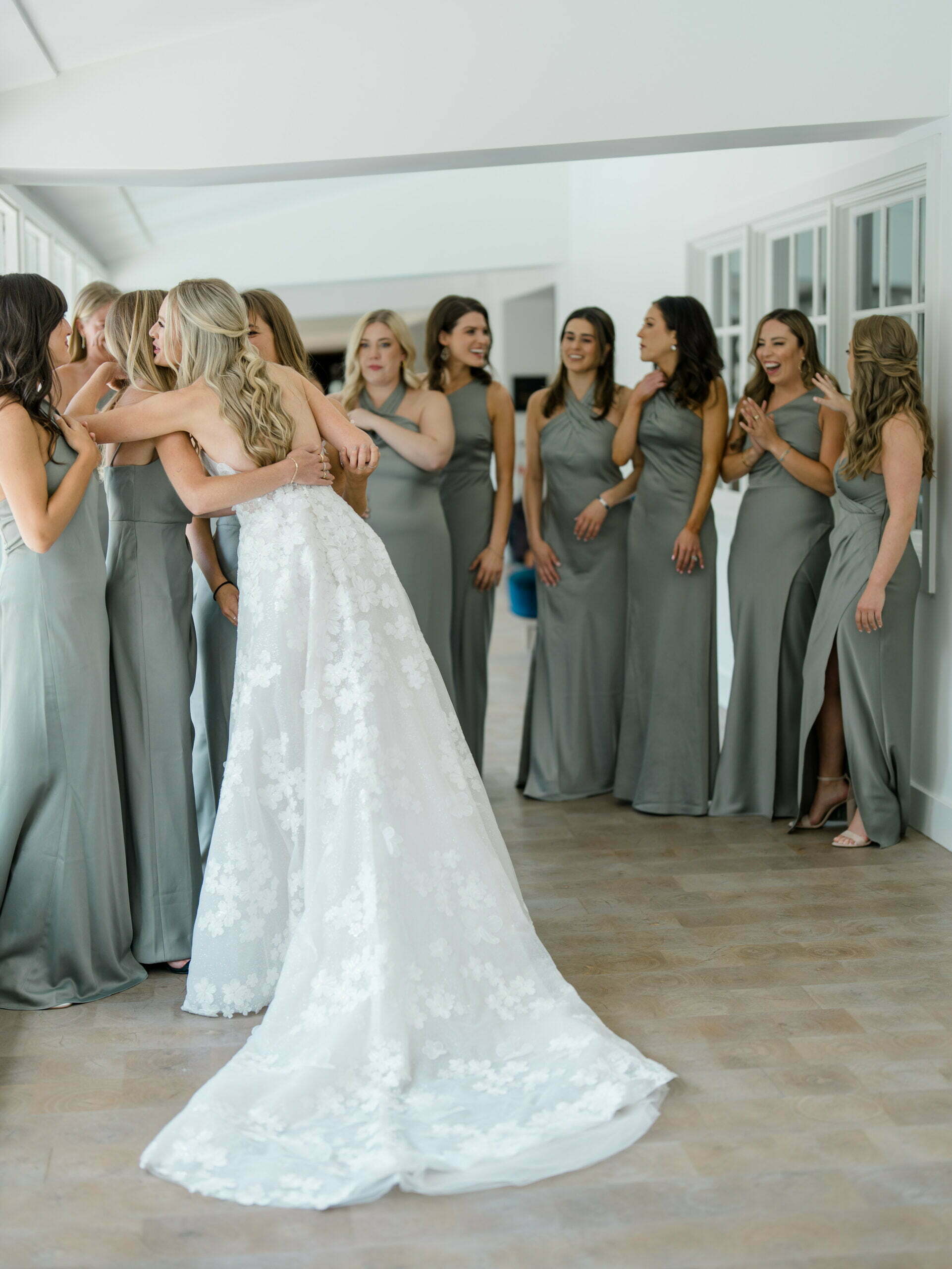 #BRIDEOFTHEWEEK: Annabelle Devlin - Mira Zwillinger