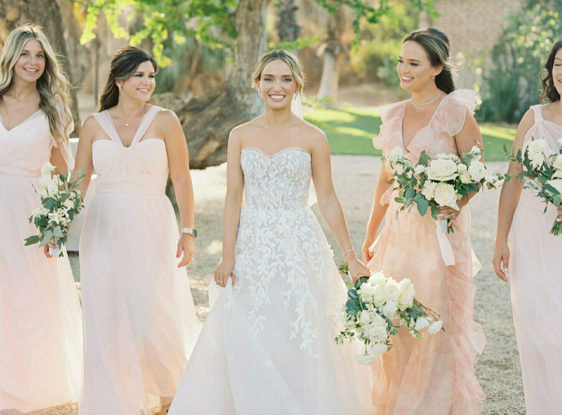 #BRIDEOFTHEWEEK: Caroline Corbin - Mira Zwillinger