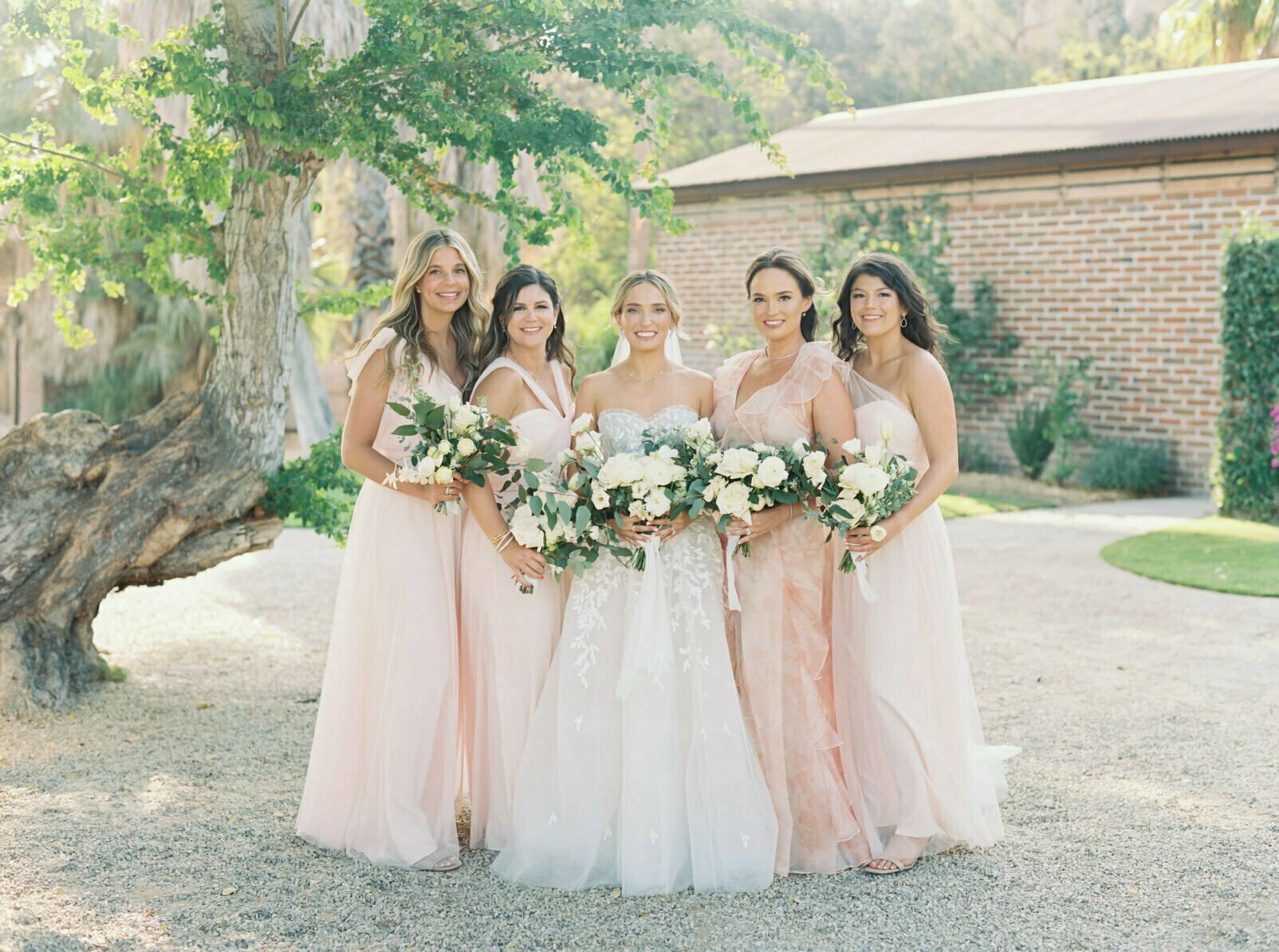 BRIDE OF THE WEEK: Beautiful Caroline Corbin | Mira Zwillinger