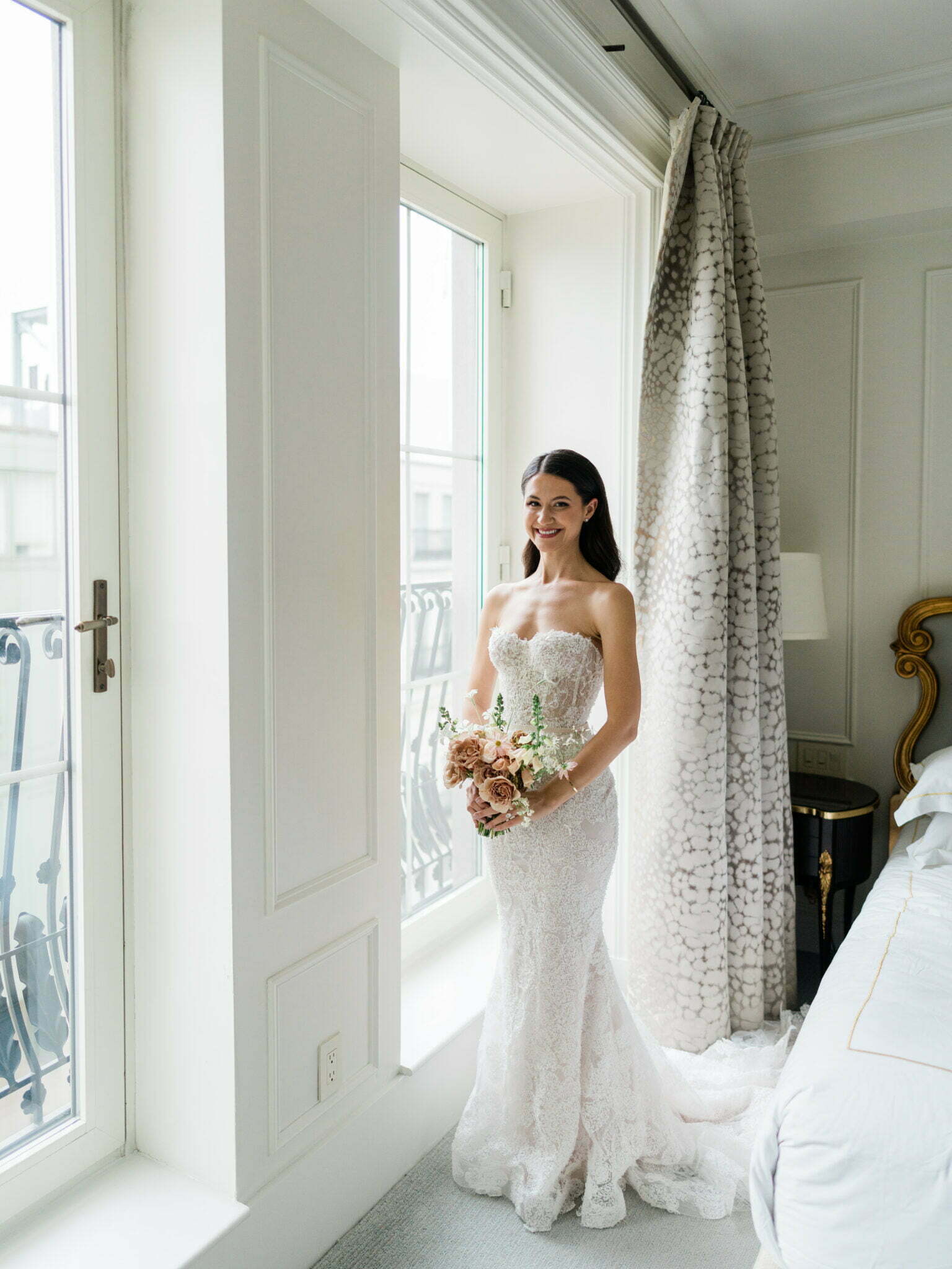 BRIDE OF THE WEEK: Beautiful Ashley Frankino | Mira Zwillinger