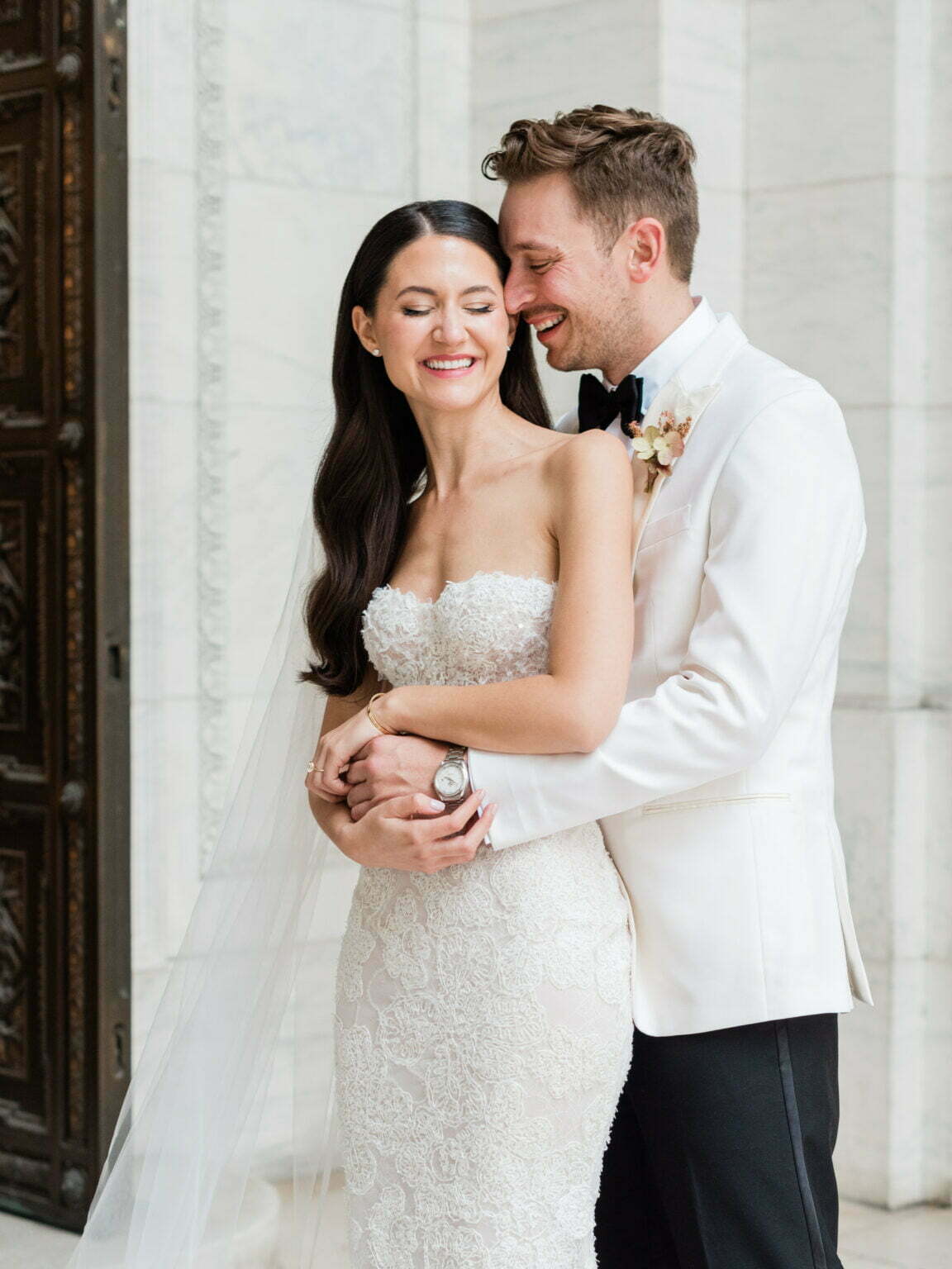 BRIDE OF THE WEEK: Beautiful Ashley Frankino | Mira Zwillinger