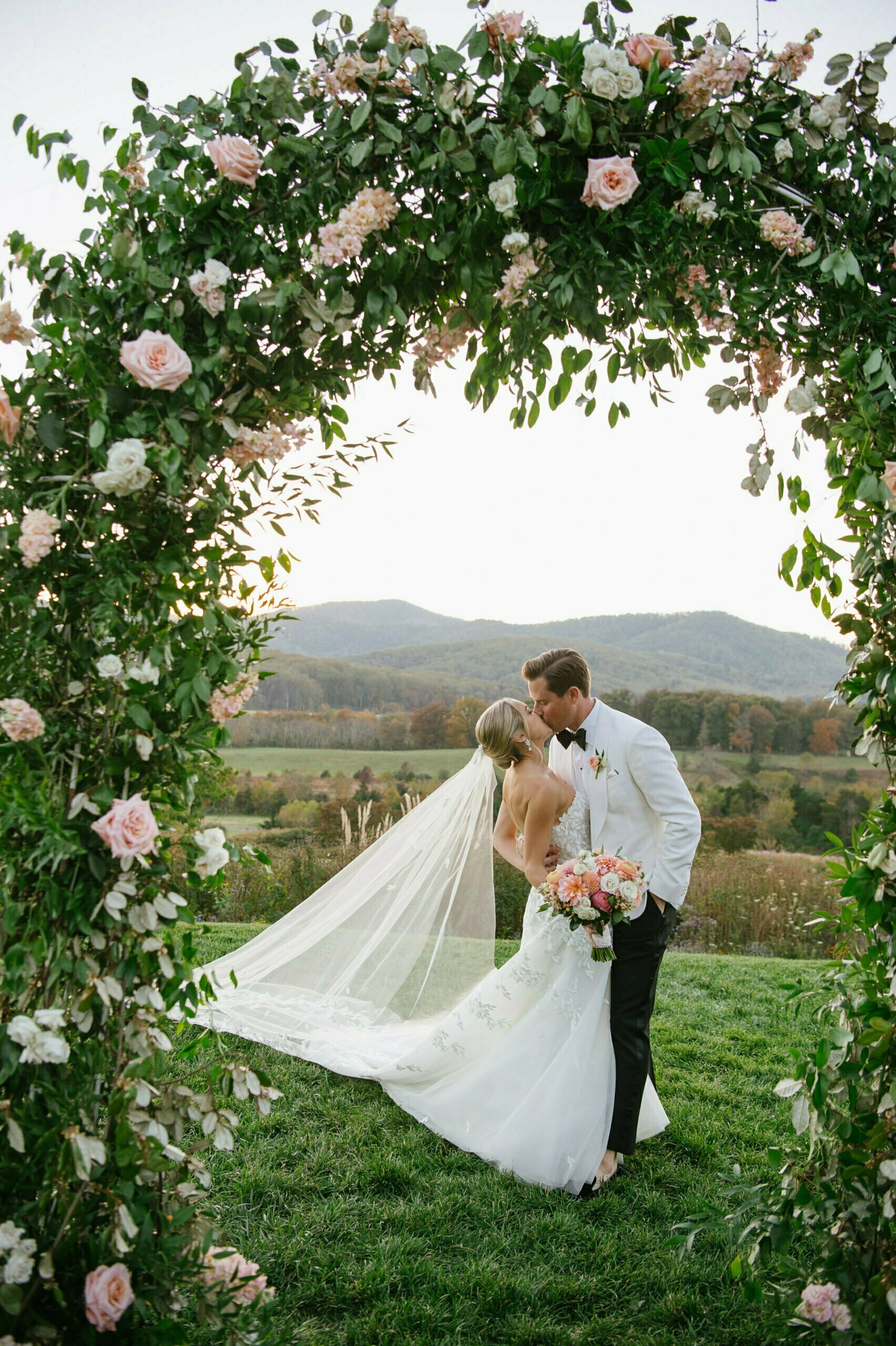 BRIDE OF THE WEEK: Mary Grace’s Dream Look | Mira Zwillinger