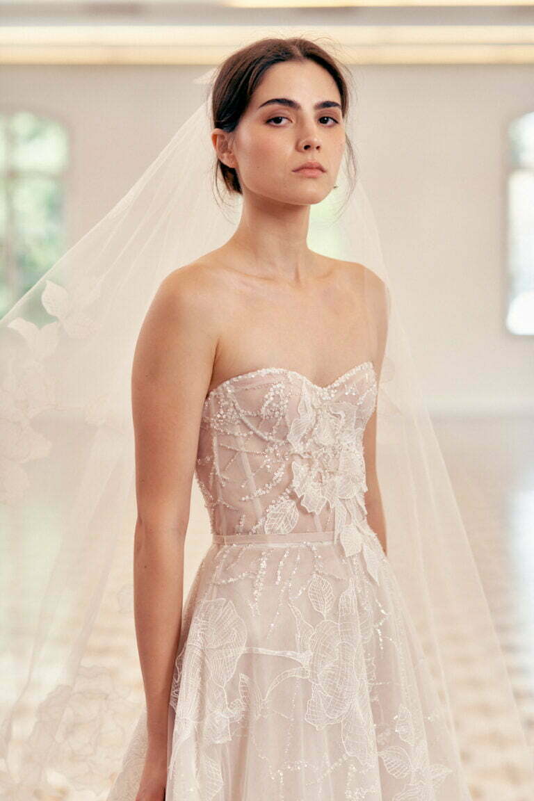 5 Sparkly Wedding Gowns to Make You Shine | Mira Zwillinger