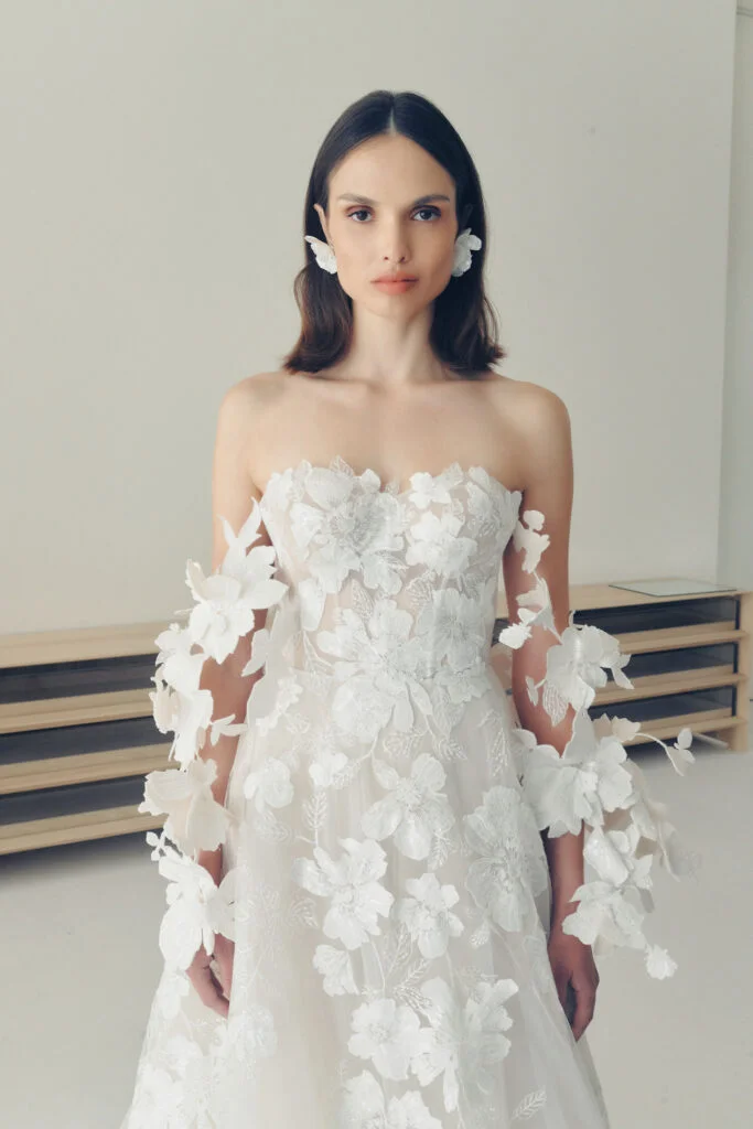 Sunn Armlet Shawl - Mira Zwillinger