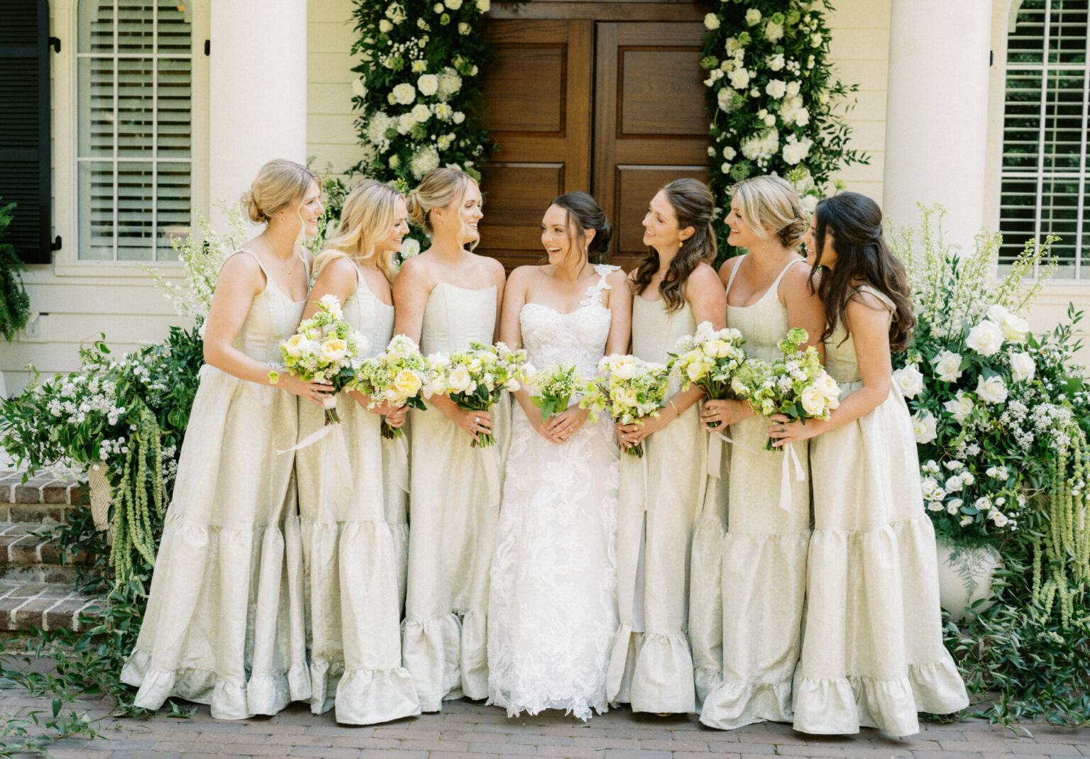 Ami - Mira Zwillinger