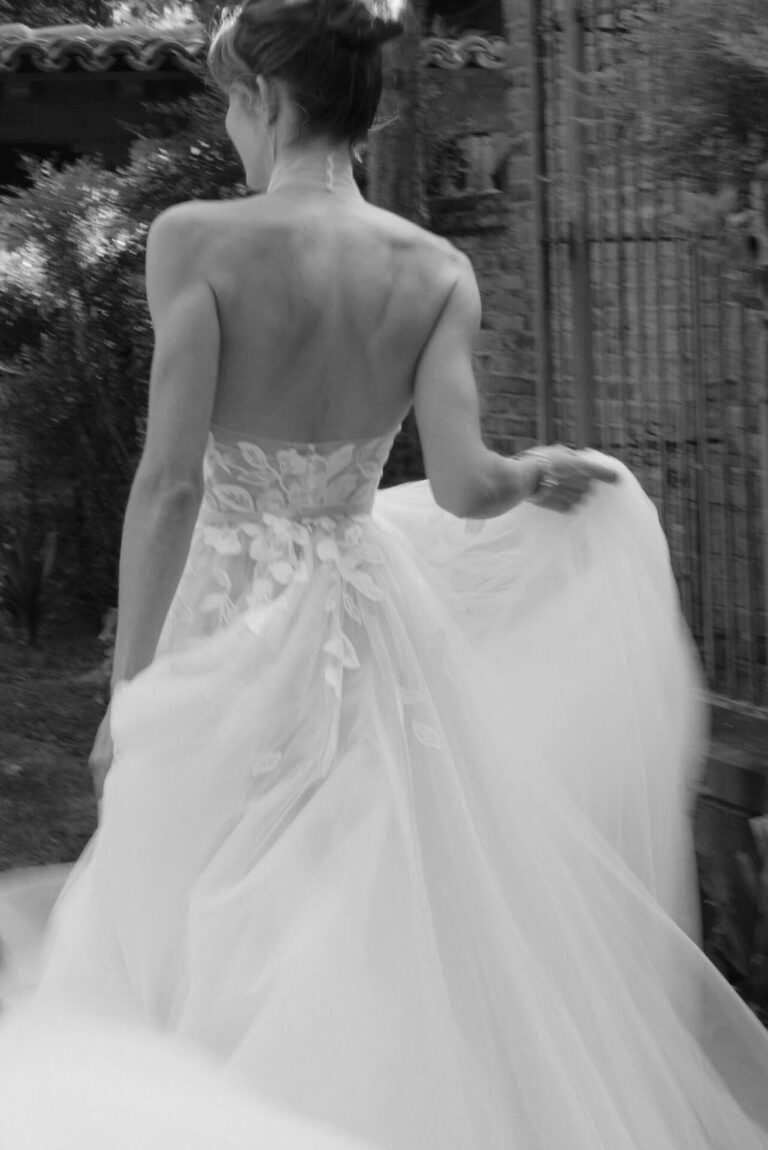 Nelly - Mira Zwillinger