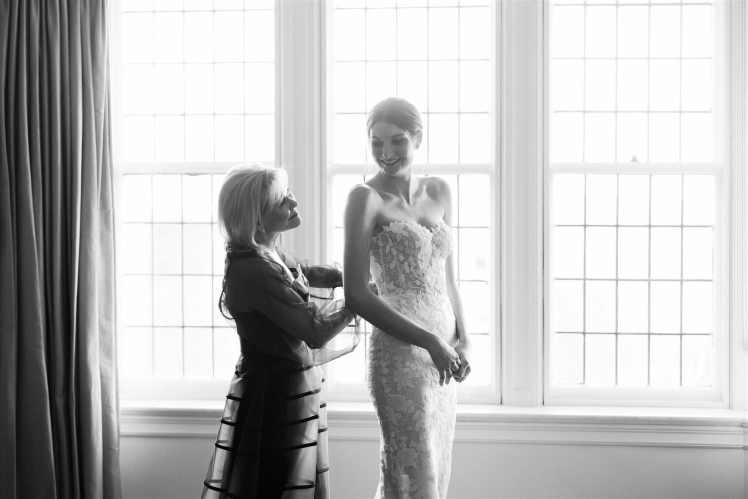 BRIDE OF THE WEEK: Marisa Stern in Mira Zwillinger Gown